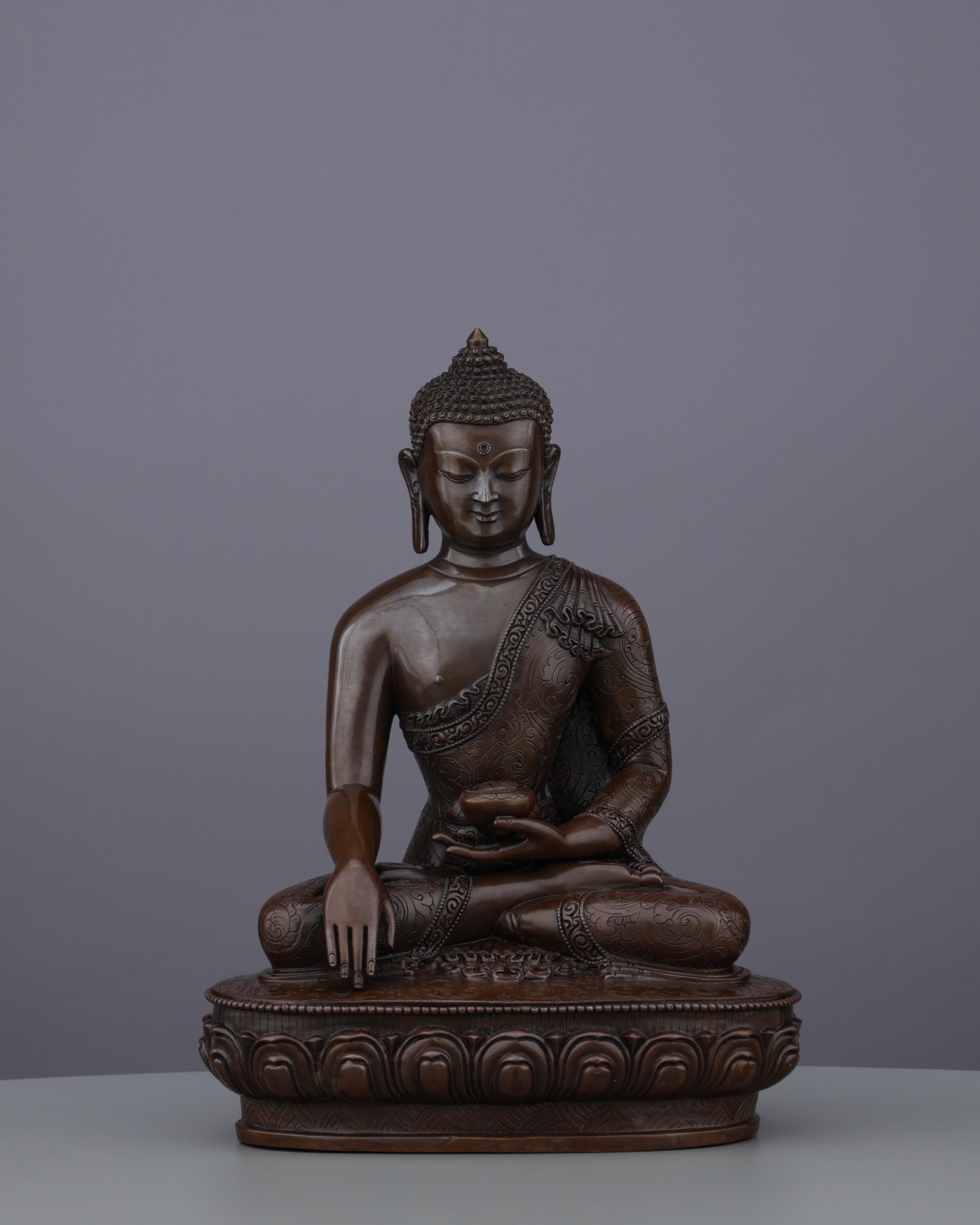 Oxidized Sakyamuni Buddha Statue | Radiant Embodiment of Enlightenment ...